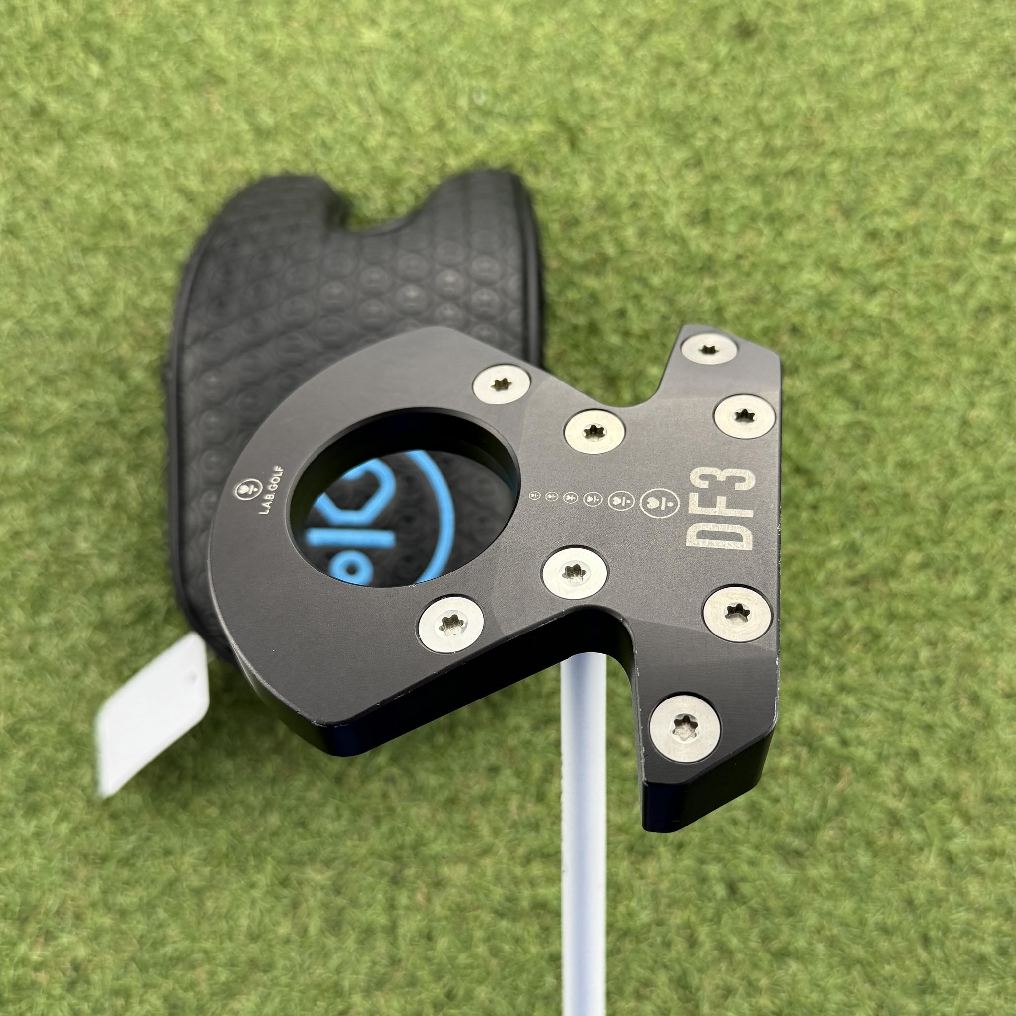 Used Lab Df3 Putter / 35.5″ / Accra