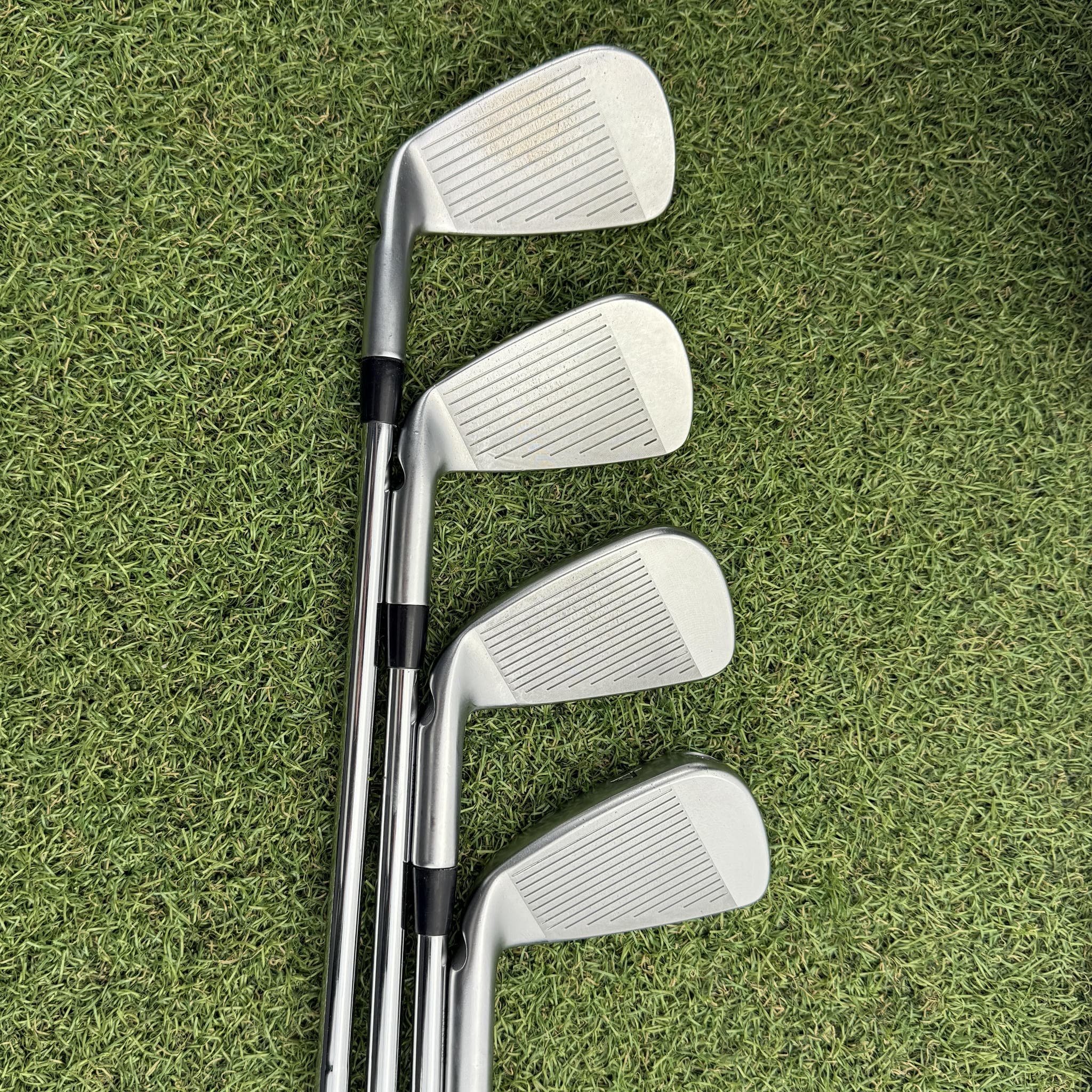 Used Ping Blueprint S / i230 Combo Irons / 4-Pw / NS Pro Tour 120 Stiff / Blue Dot