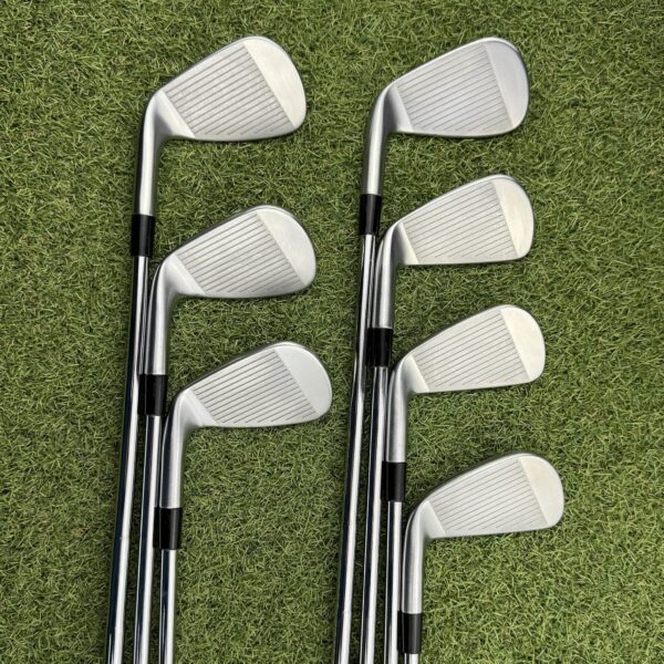 Used Taylormade P790 2025 Irons / 5-Pw-Aw / Dynamic Gold Mid Tour Issue 115 R300 Regular